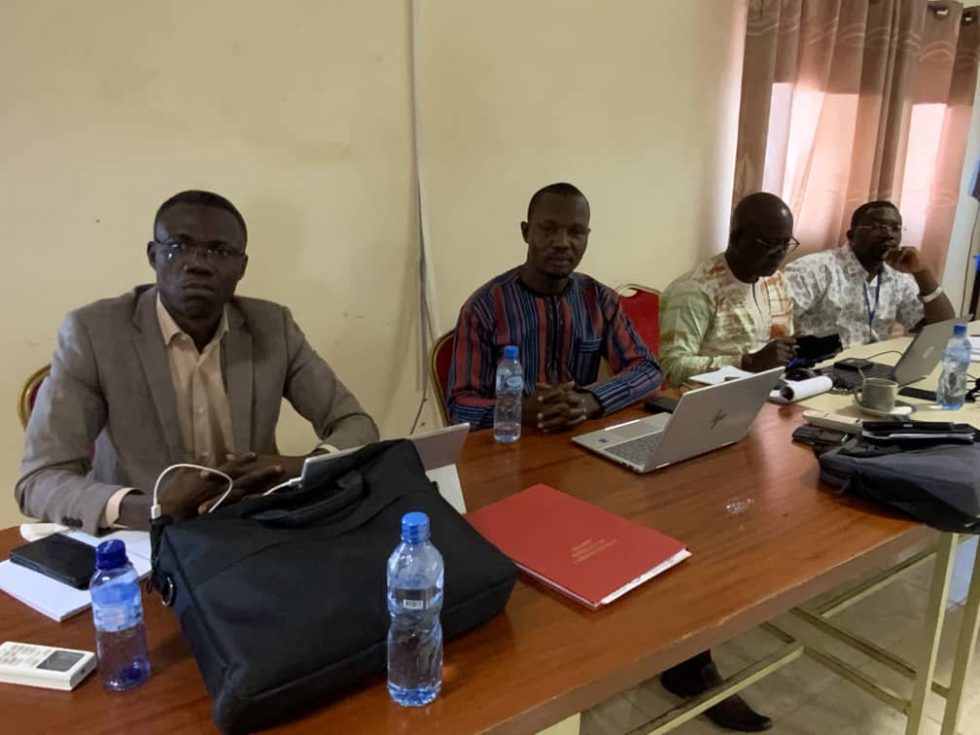 Visite de la DME-CV et de la DCI Ouaga VIII : le Directeur général des ...